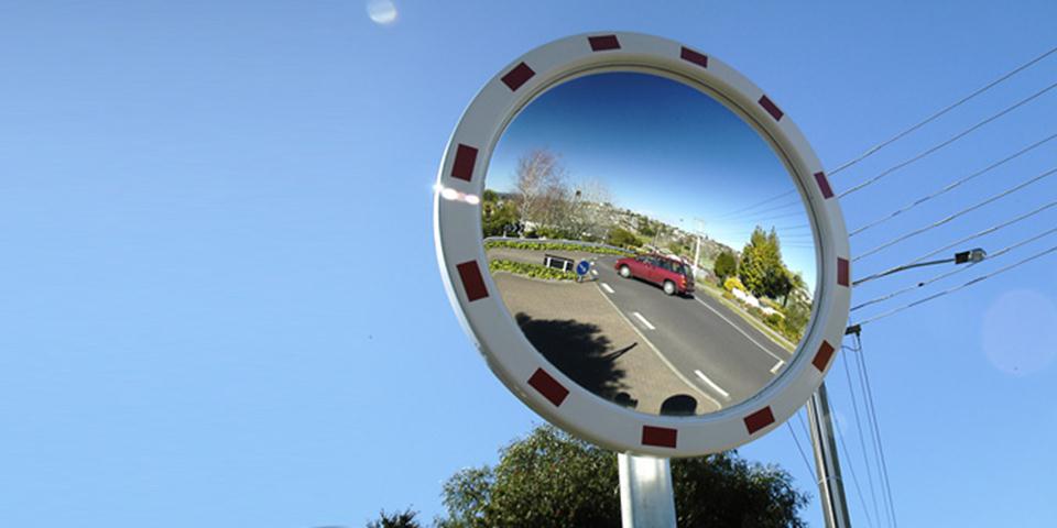 Outdoor Pro Series Circular Convex Mirror